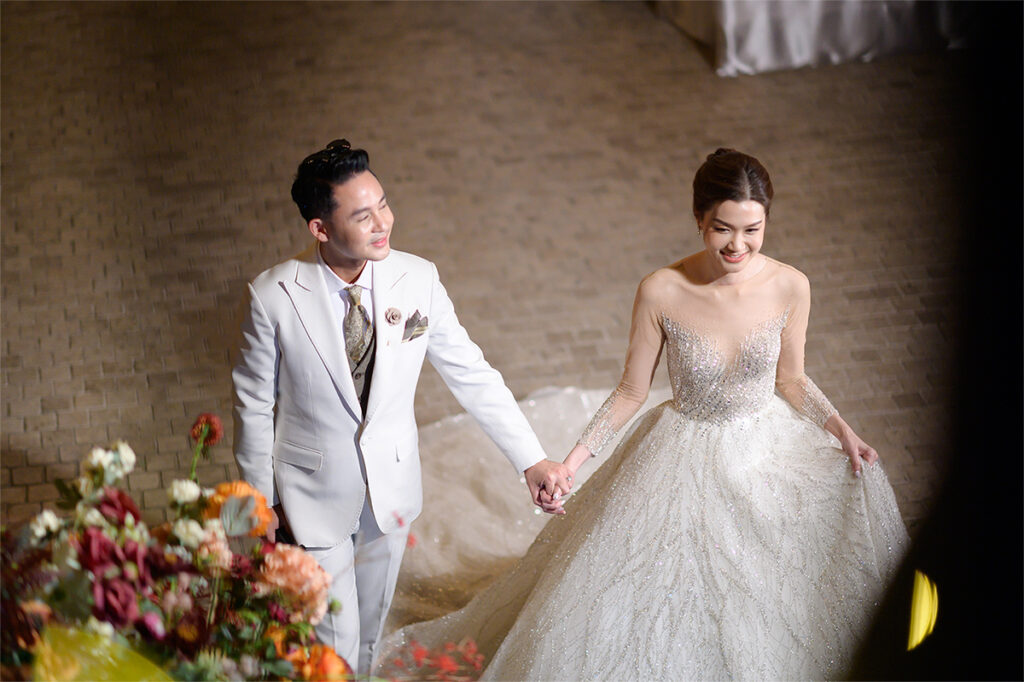 COCO CHIC WEDDING ชุดแต่งงานสวยชิค สุดทันสมัย ที่บ่าวสาวทุกคู่ตกหลุมรัก - Bride Wedding Magazine